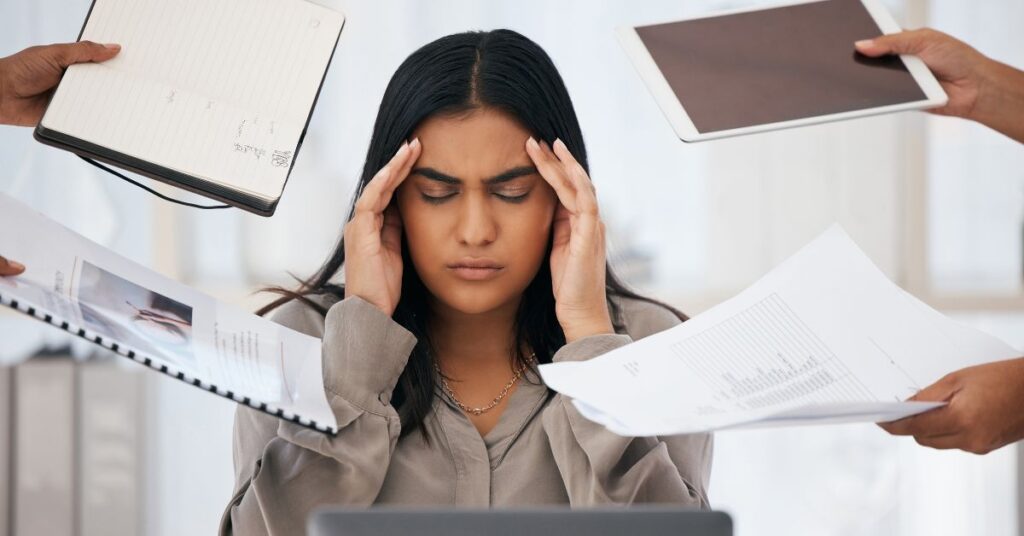 How to Stop Multitasking: 5 Simple Habits to Reclaim Focus